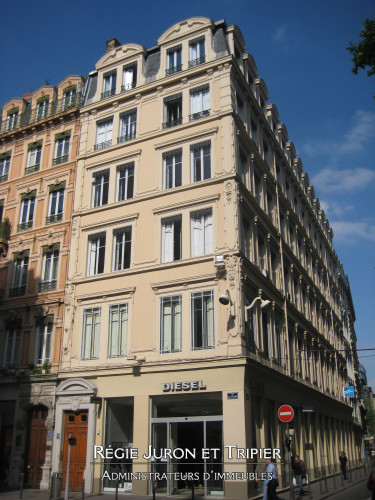 F4 - 151 m² - Rue Président E. Herriot - 69002 LYON | Lyon (69002 ...